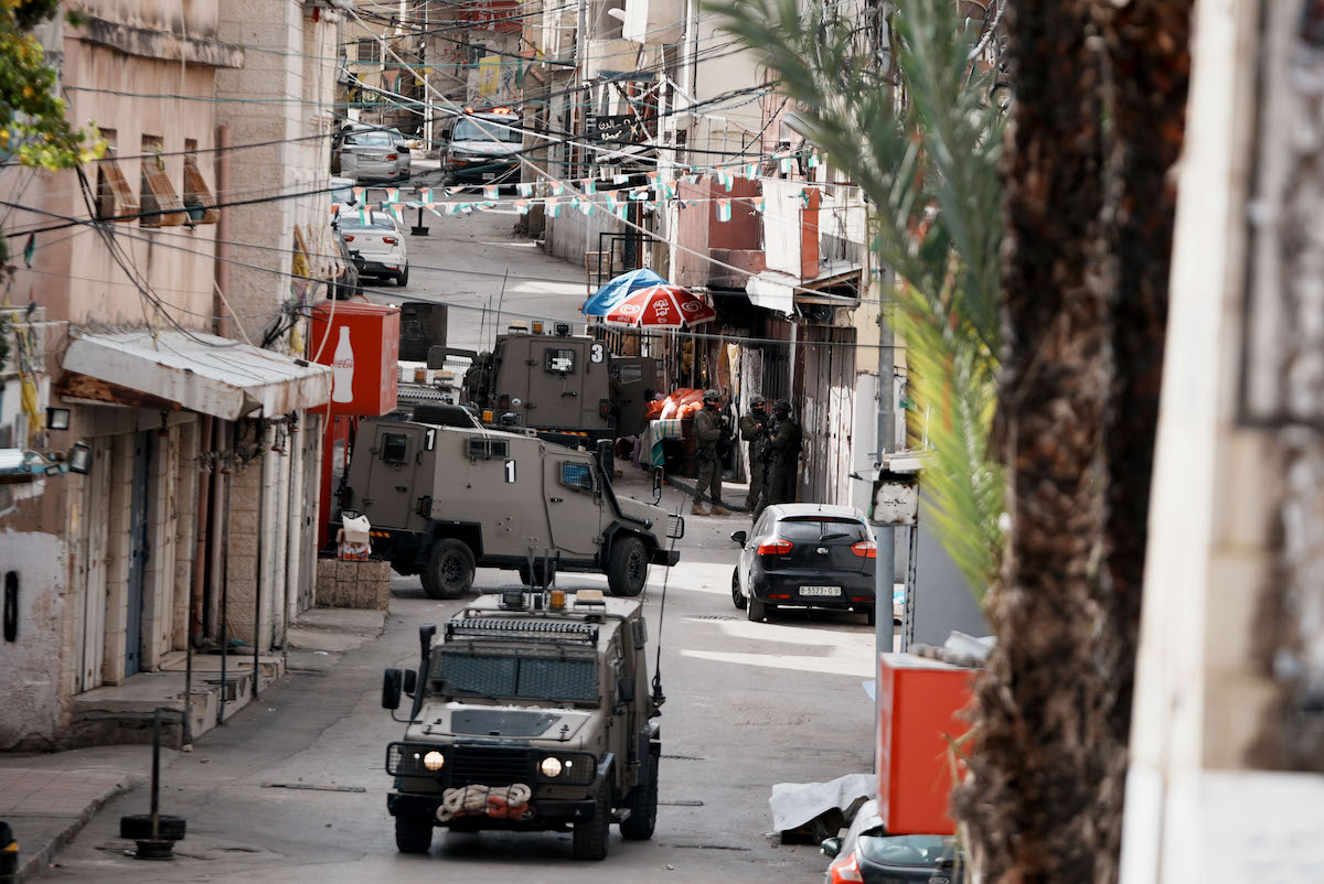 Israeli Army raids Amari Refugee Camp in Ramallah – Middle East Monitor