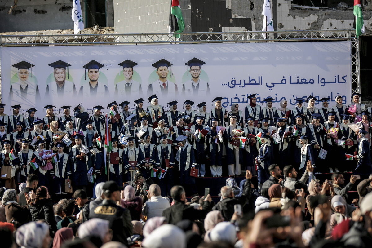 Graduation ceremony held for medical students at Gaza’s Al-Shifa ...